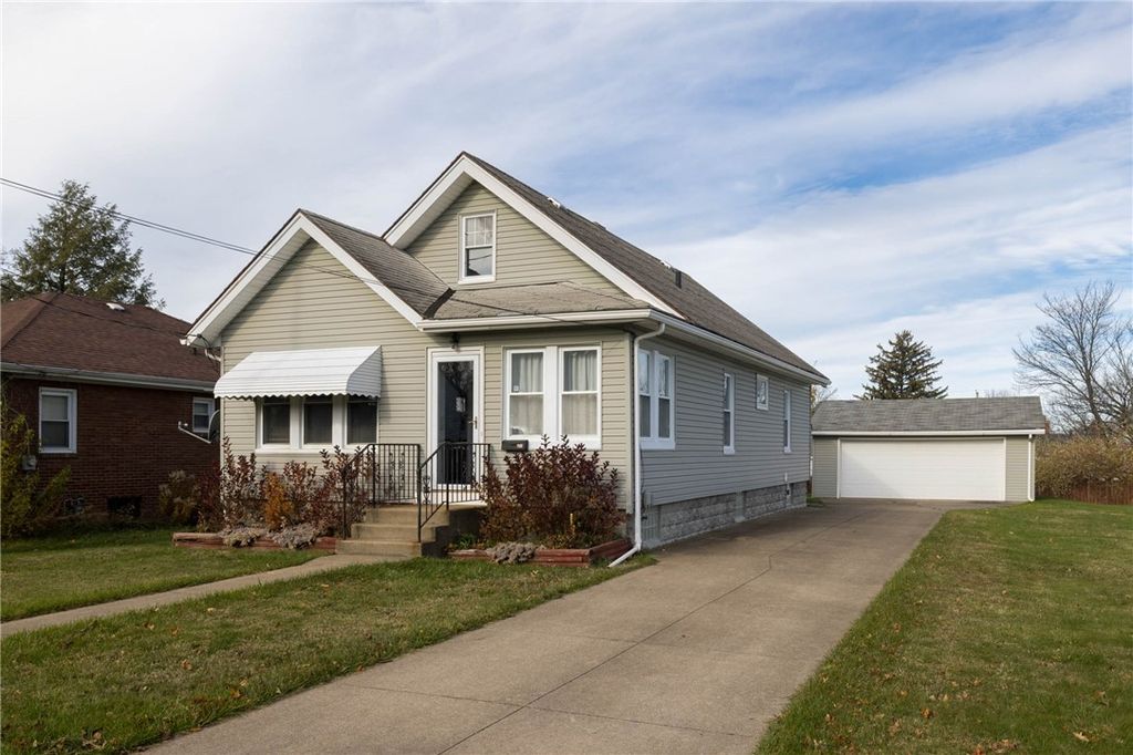 732 E 33rd St, Erie, PA 16504 - See Est. Value, Schools & More