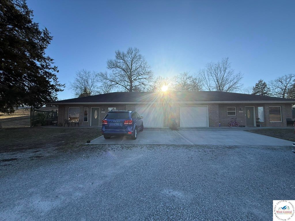 1237 & 1239 Lay Ave, Warsaw, MO 65355 | MLS# 102199 - Trulia | Trulia