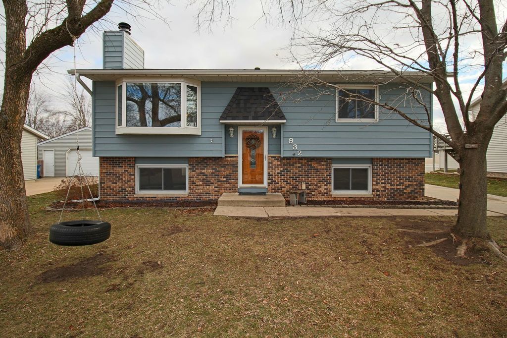 932 22nd St SE, Rochester, MN 55904 - See Est. Value, Schools & More