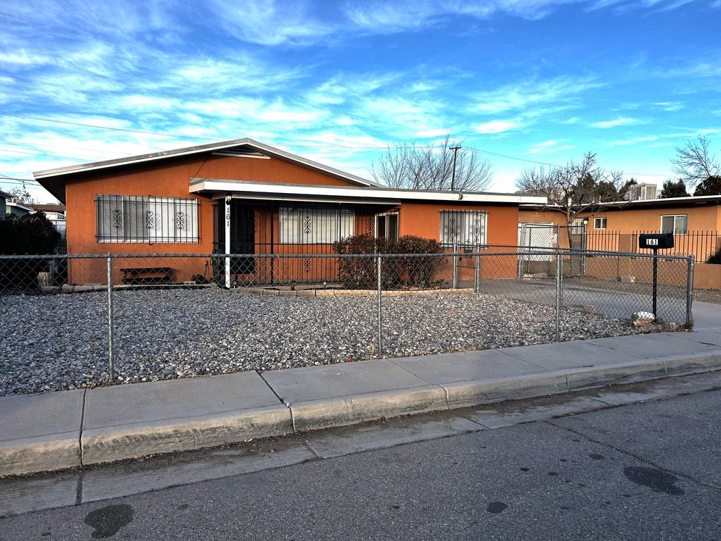 161 Pleasant Ave NW, Albuquerque, NM 87107 - See Est. Value, Schools & More