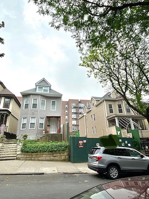 3210 Hull Ave, Bronx, NY 10467 - See Est. Value, Schools & More
