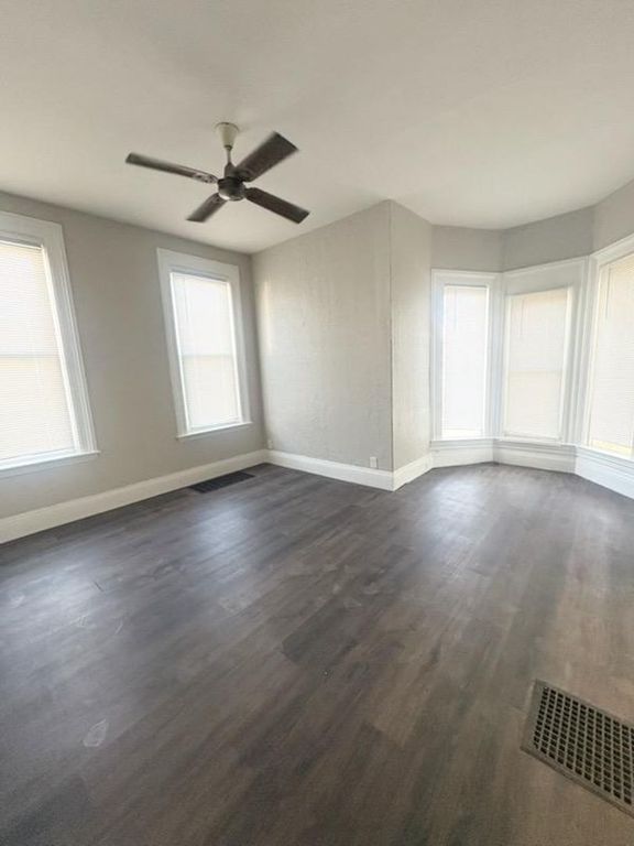 314 W. Wood - Bloomington, IL | Trulia