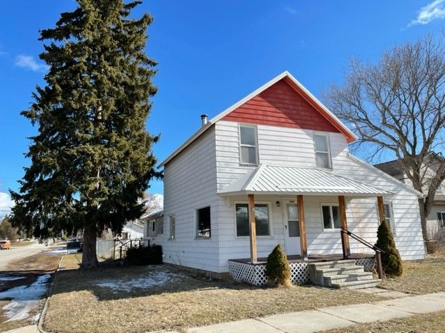 124 N 8th St, Hamilton, MT 59840 - See Est. Value, Schools & More