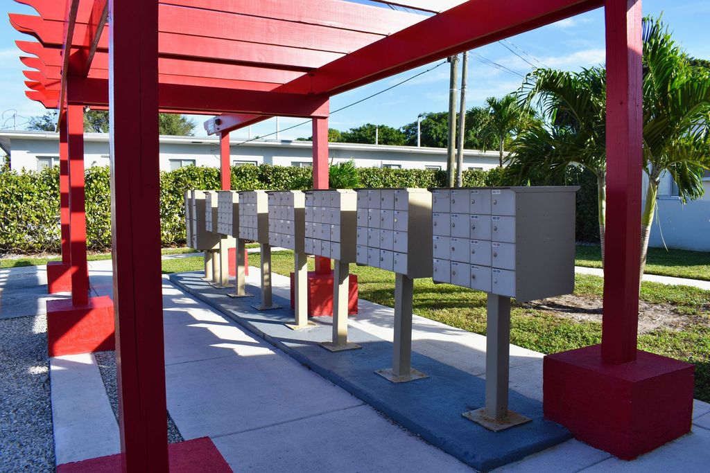 749 Curtiss Parkway 110 #SG-753-2, Miami, FL 33166 - See Est. Value ...