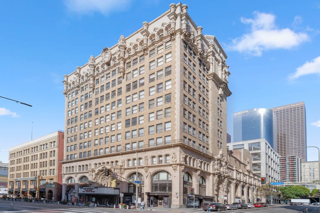 306 W 3rd St #b0214ff8c, Los Angeles, CA 90013 - See Est. Value ...