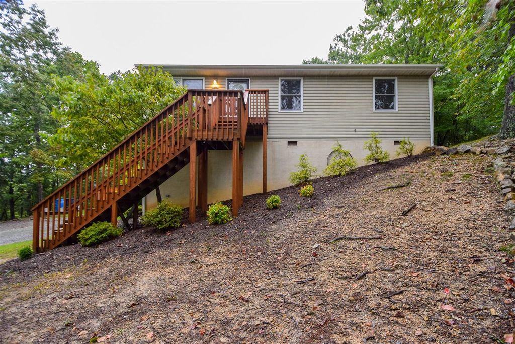 4320 Griffin Rd SW, Roanoke, VA 24014 - See Est. Value, Schools & More