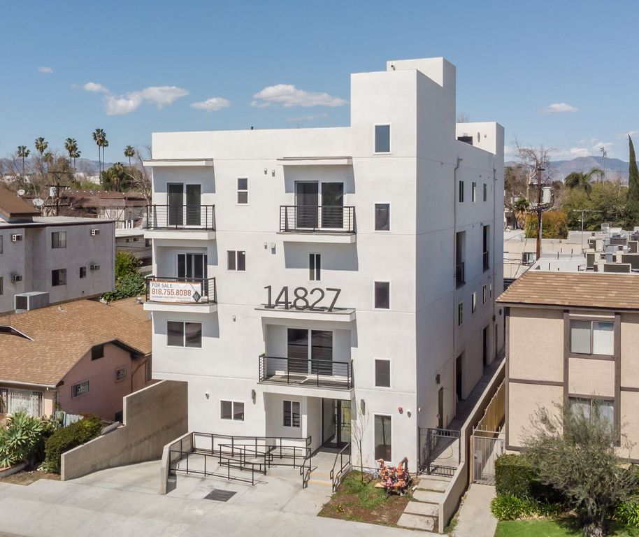 14827 Victory Blvd - Van Nuys, CA | Trulia
