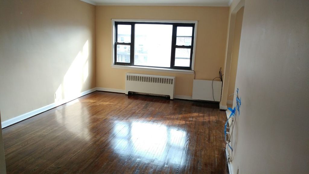 2575 38th St, Astoria, NY 11103 - See Est. Value, Schools & More