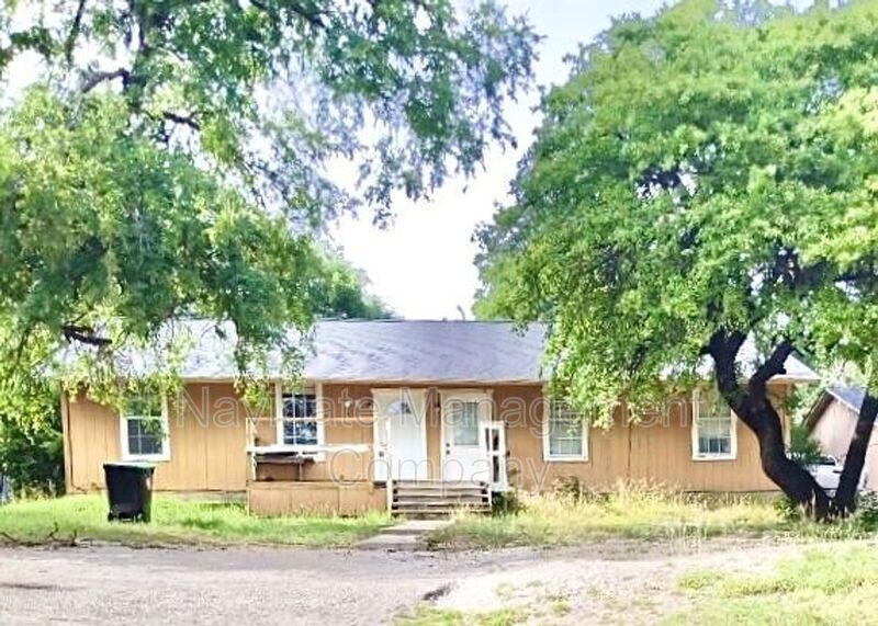 7382B Cottonwood Creek Rd, Fort Worth, TX 76135 | Trulia