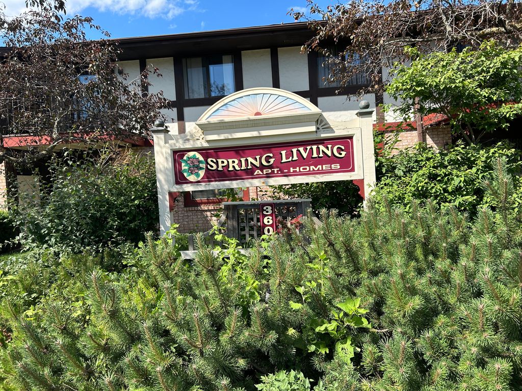 3606 Spring St, Racine, WI 53405 - See Est. Value, Schools & More