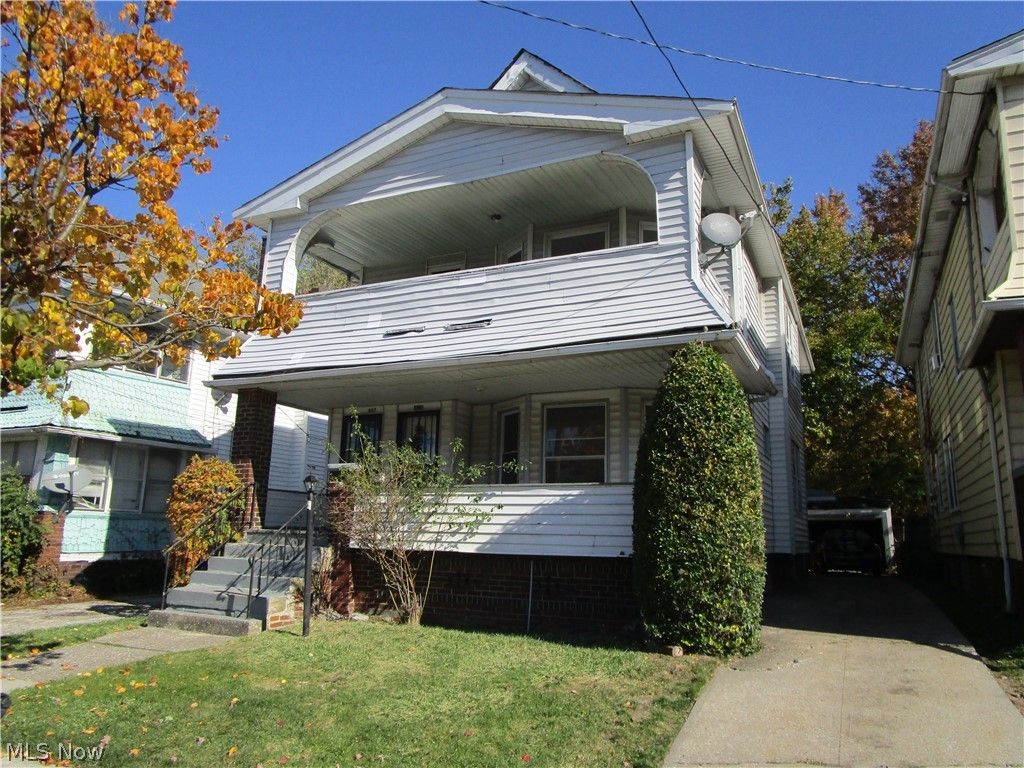 407 E 147th St, Cleveland, OH 44110 - See Est. Value, Schools & More