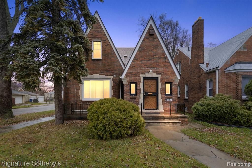 16614 Mansfield St, Detroit, MI 48235 | Trulia