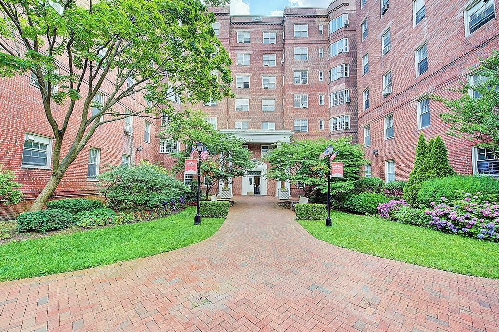 76-36 113th St #4J, Queens, NY 11375 - See Est. Value, Schools & More