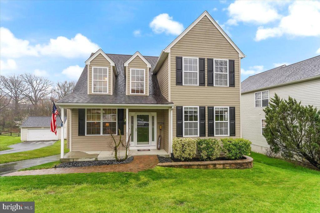 236 Beaumont Dr, Oxford, PA 19363 - See Est. Value, Schools & More