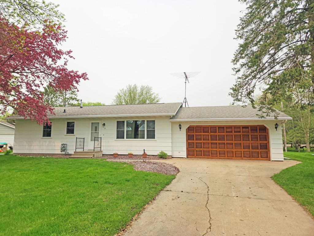 310 Woodland Dr, Owatonna, MN 55060 | Trulia