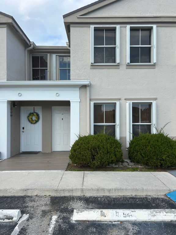 9191 Fontainebleau Blvd #16, Miami, FL 33172 - Trulia | Trulia