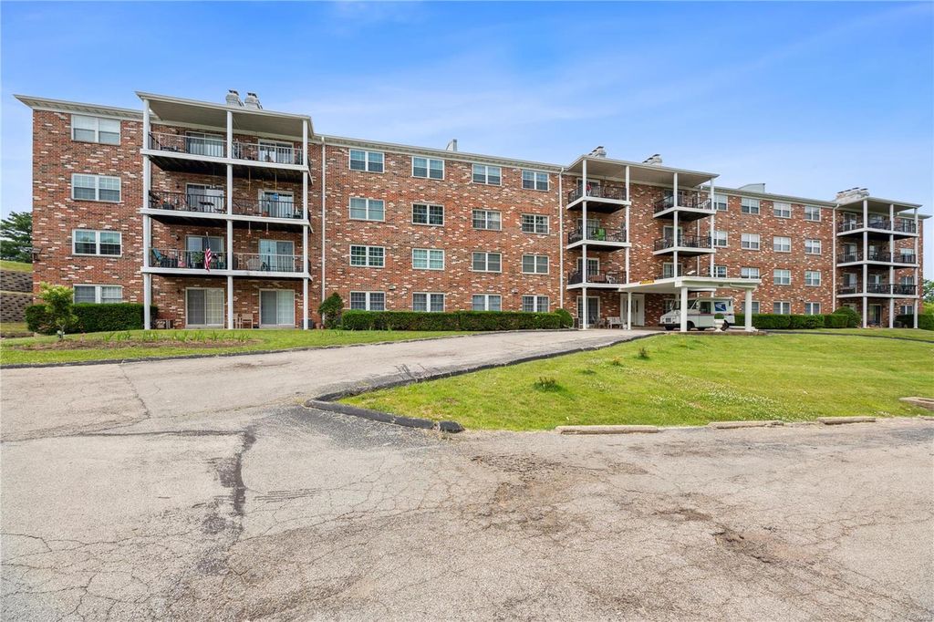 3107 Garnette Dr #B9, Bridgeton, MO 63044 | Trulia