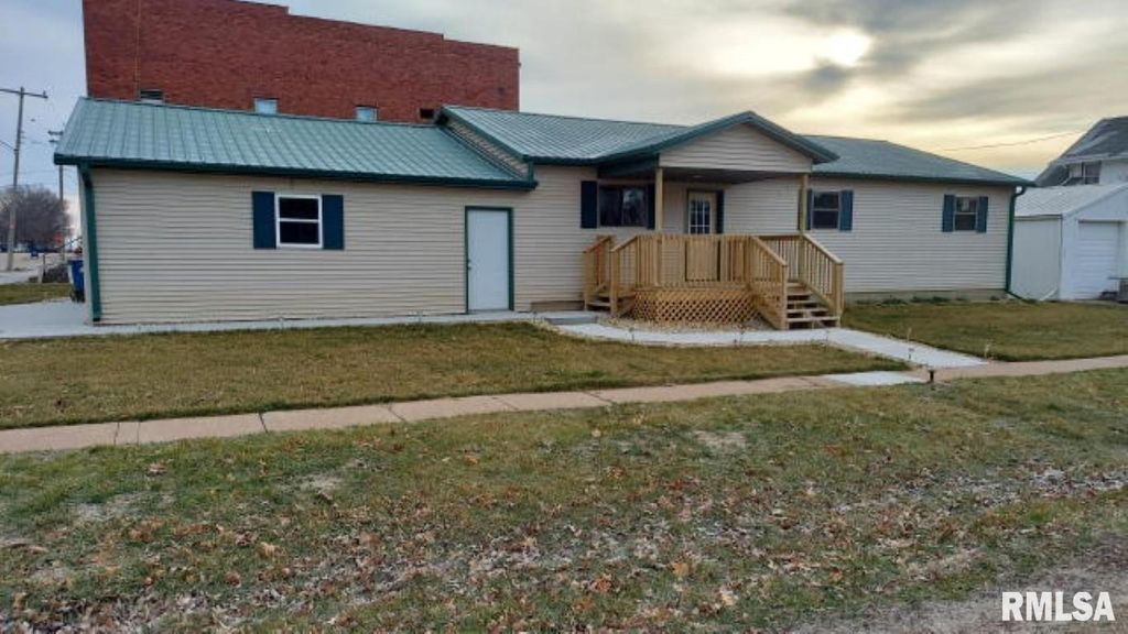 102 S Scott St, Alexis, IL 61412 | MLS# QC4249243 | Trulia