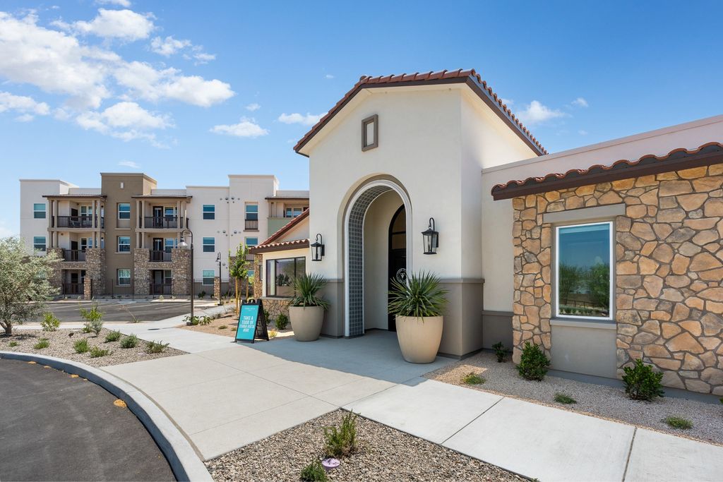 5657 Terra Vista Pkwy #5667-208, Arvin, CA 93203 | Trulia