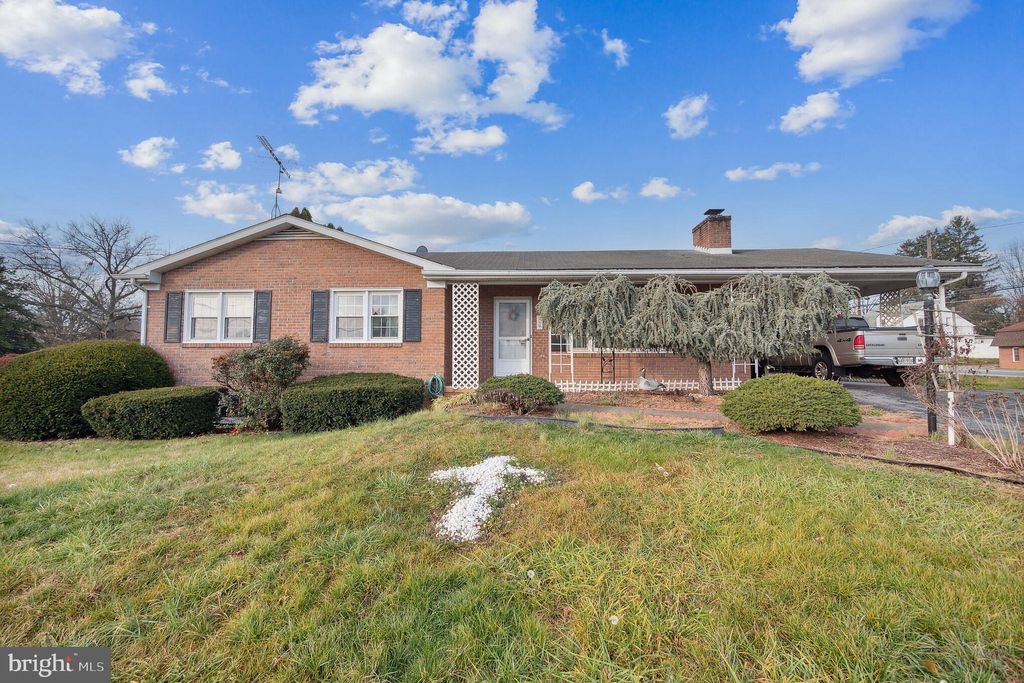 299 Pangborn Blvd, Hagerstown, MD 21740 - See Est. Value, Schools & More