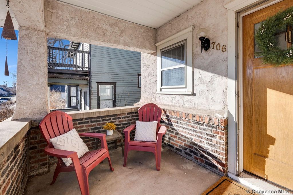 706 E 20th St, Cheyenne, WY 82001 - See Est. Value, Schools & More
