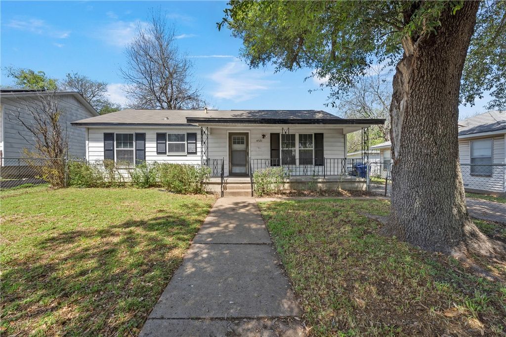 4521 Sanger Ave, Waco, TX 76710 - See Est. Value, Schools & More