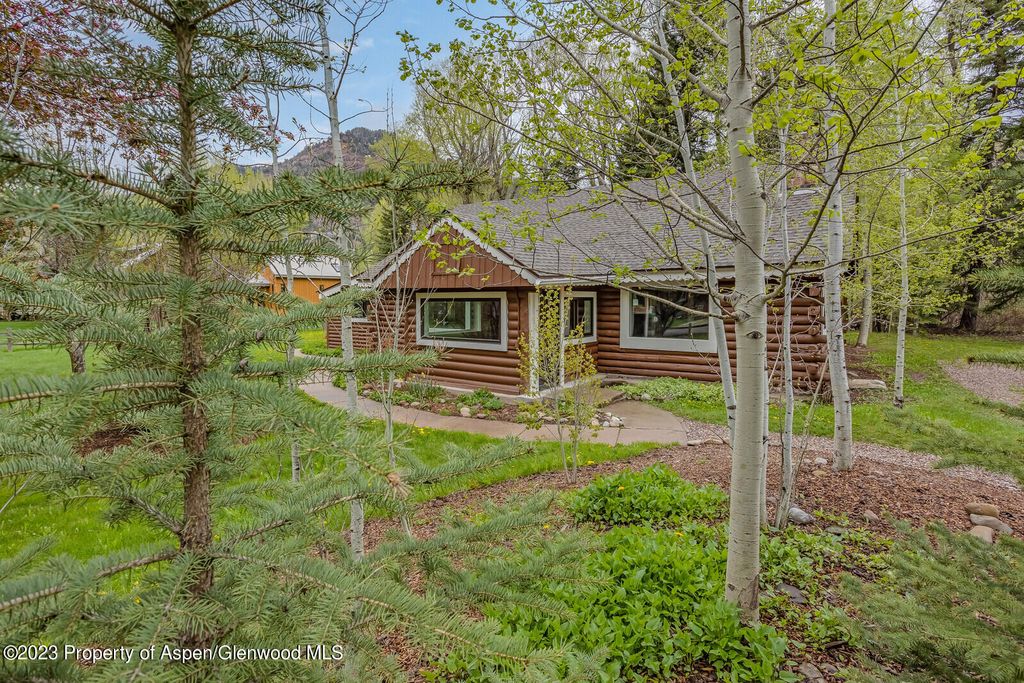 635 Redstone Blvd, Redstone, CO 81623 - See Est. Value, Schools & More