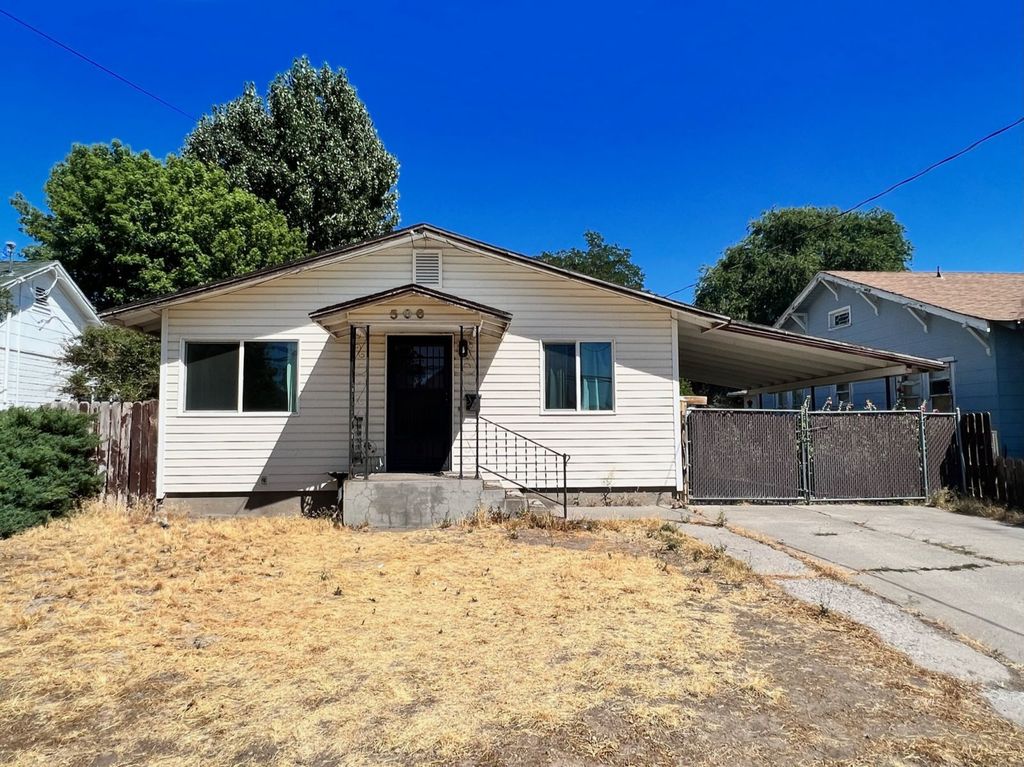506 N East St, Alturas, CA 96101 - See Est. Value, Schools & More