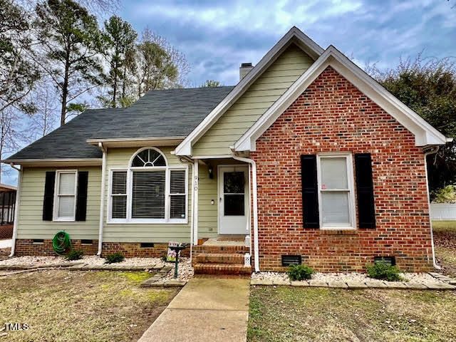 910 N Oneil St, Clayton, NC 27520 - See Est. Value, Schools & More
