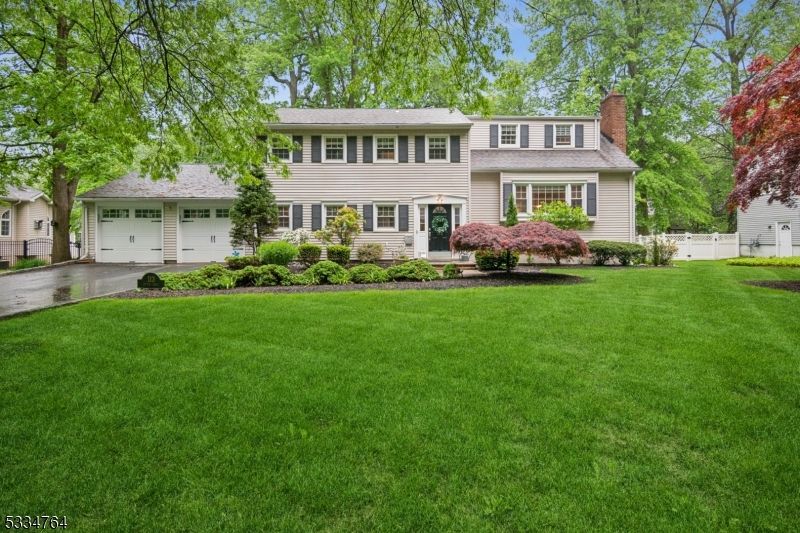113 Sutton Dr, Berkeley Heights, NJ 07922 | MLS# 3963024 | Trulia