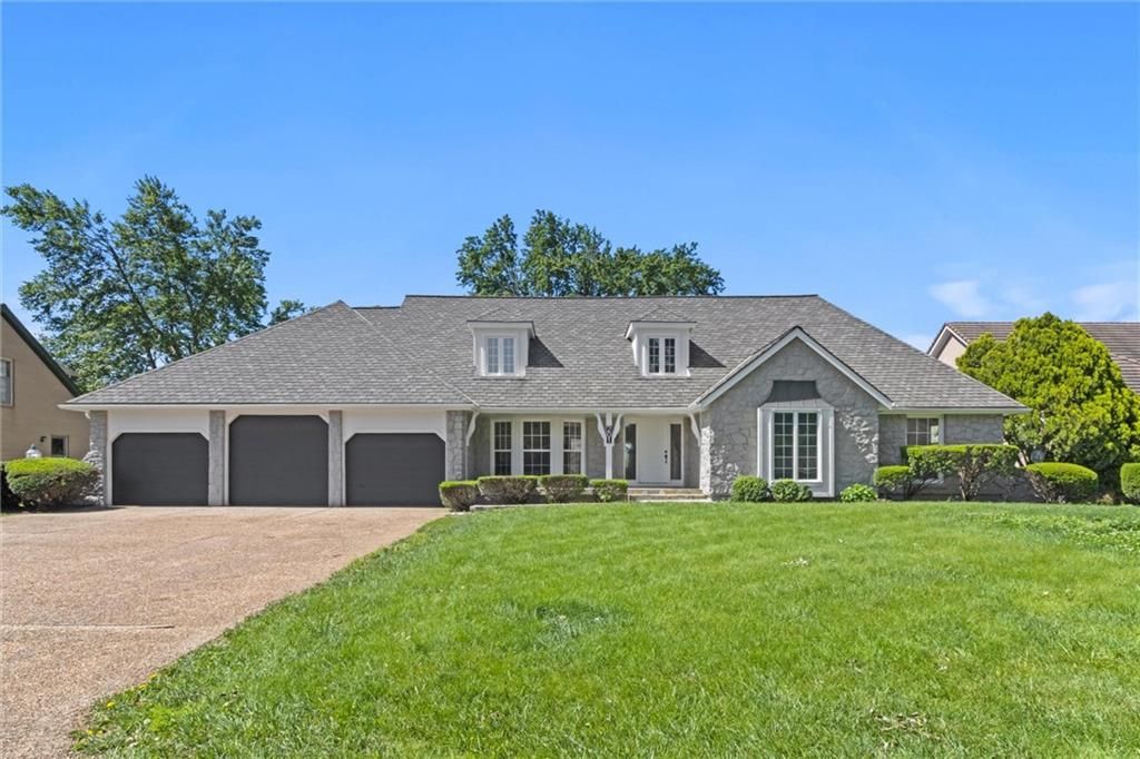 201 W 128th St, Kansas City, MO 64145 - See Est. Value, Schools & More