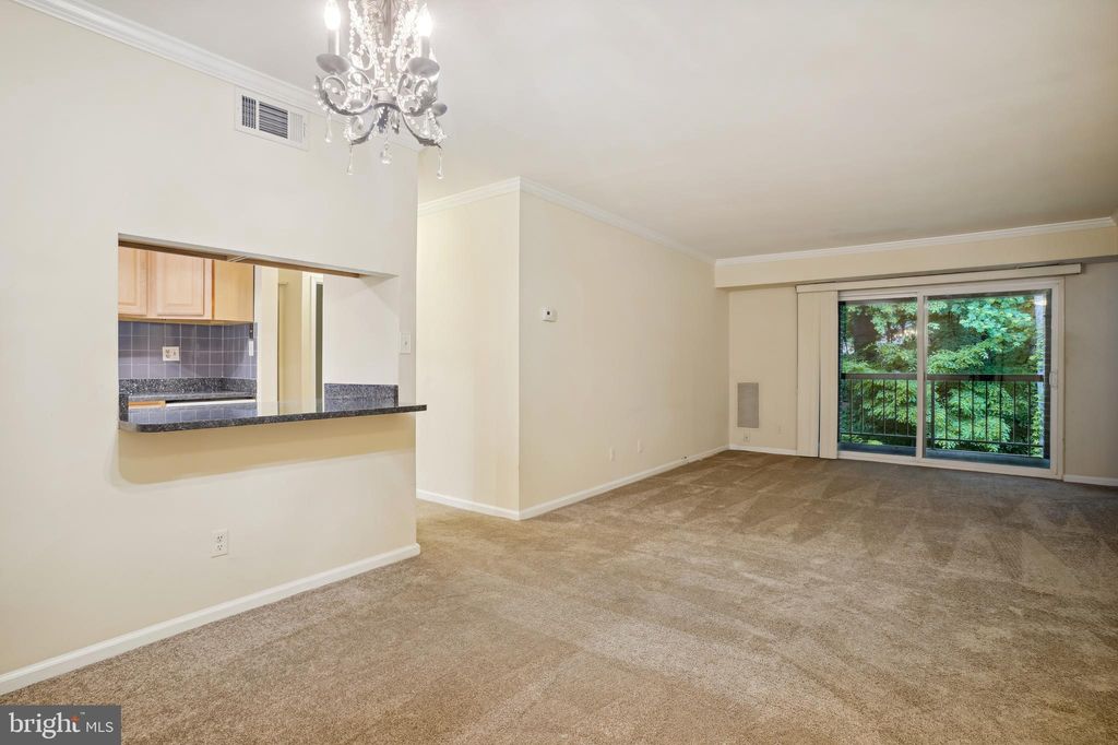 5806 Cove Landing Rd #202, Burke, VA 22015 - See Est. Value, Schools & More