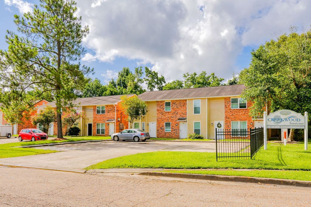 15043 Woodstone Dr #114, Hammond, LA 70401 - See Est. Value, Schools & More