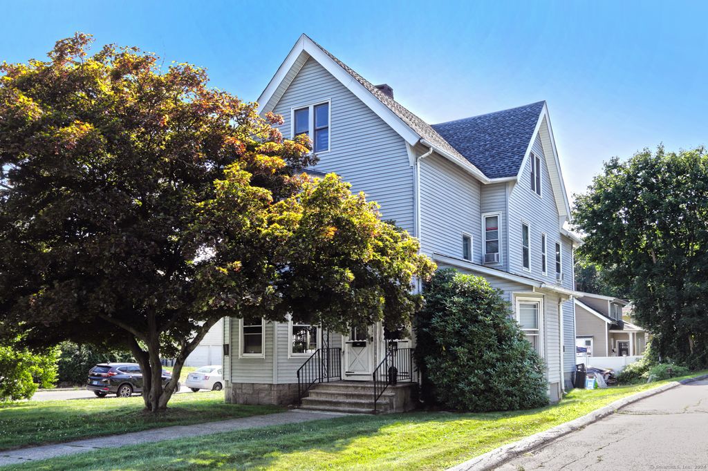 275 Wakelee Avenue, Ansonia, CT 06401 - See Est. Value, Schools & More