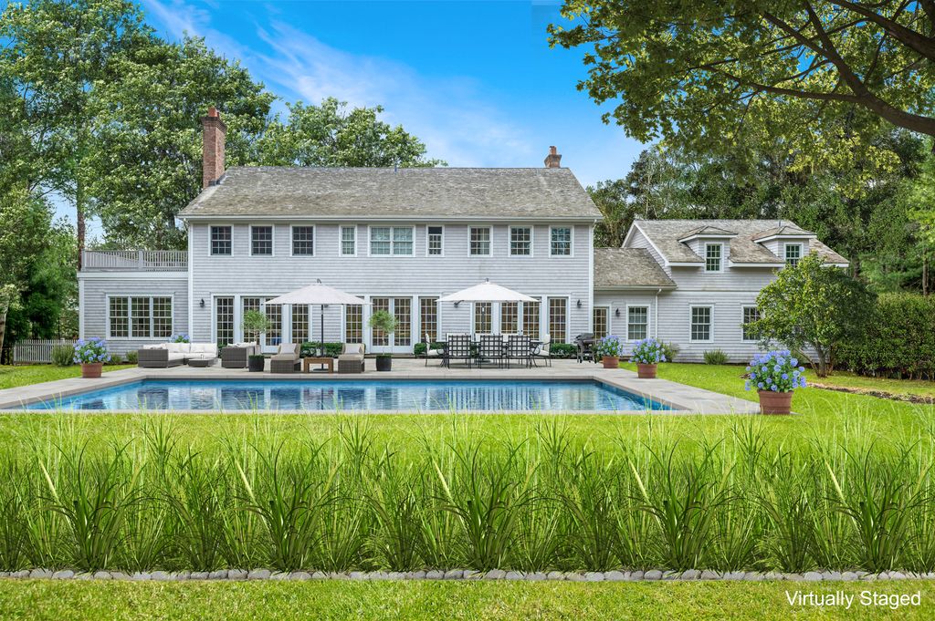 33 Cedar Trl, East Hampton, NY 11937 - See Est. Value, Schools & More
