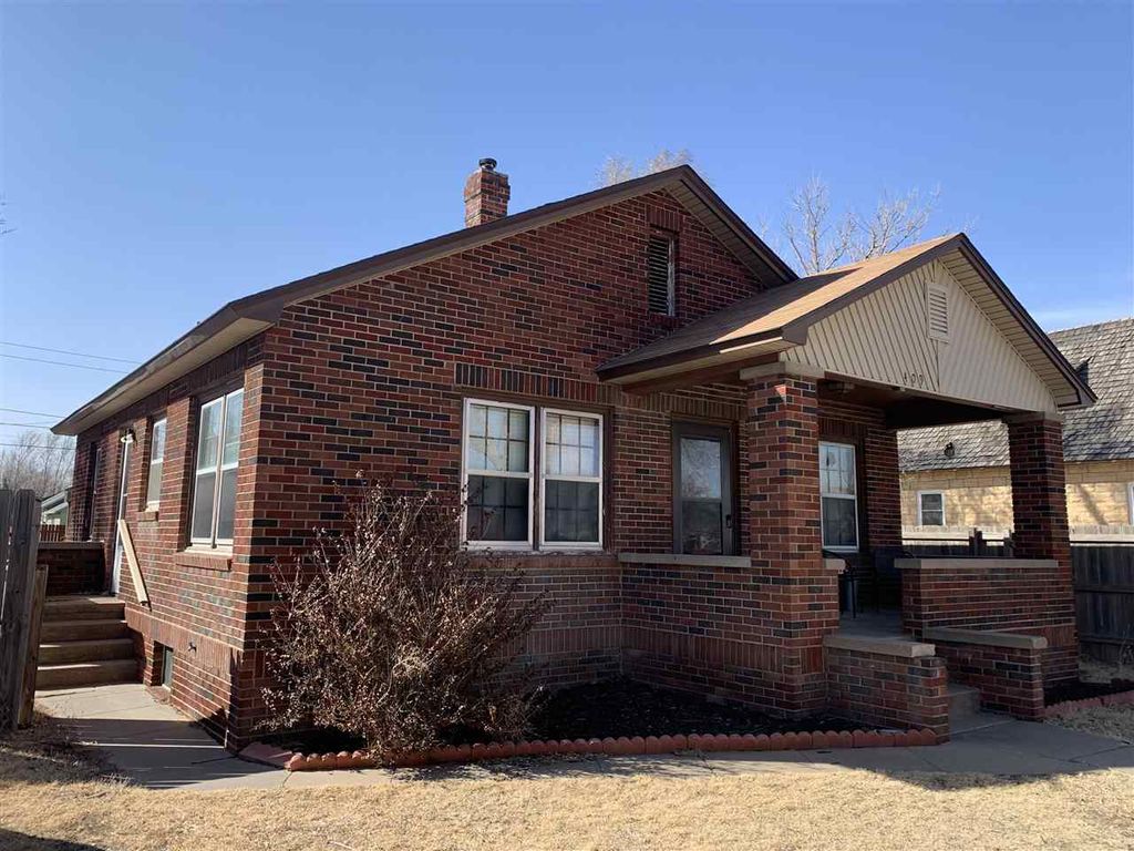 409 Roughton St, Jetmore, KS 67854 - See Est. Value, Schools & More
