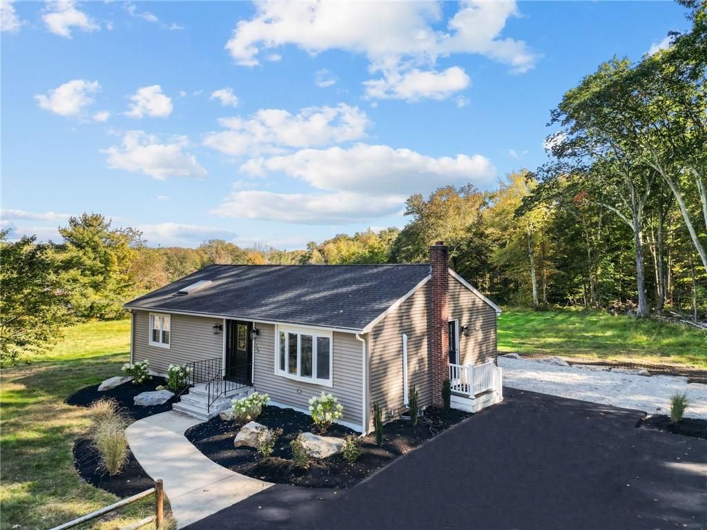 160 Laten Knight Rd, Cranston, RI 02921 - See Est. Value, Schools & More
