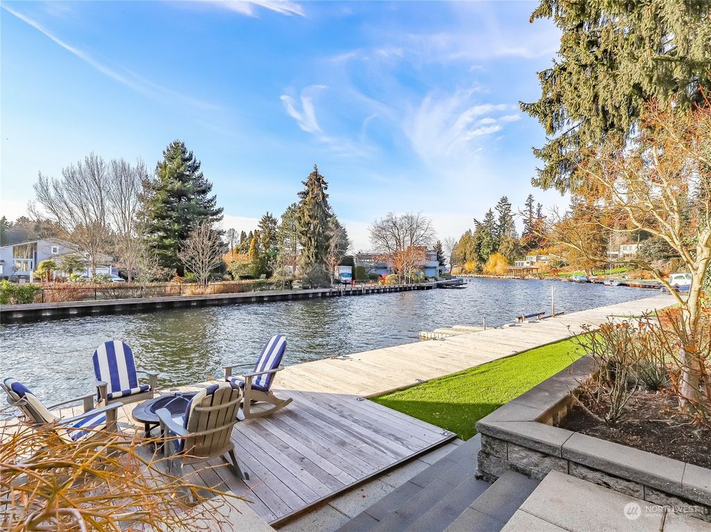 3121 Hunts Point Circle, Hunts Point, WA 98004 - See Est. Value ...