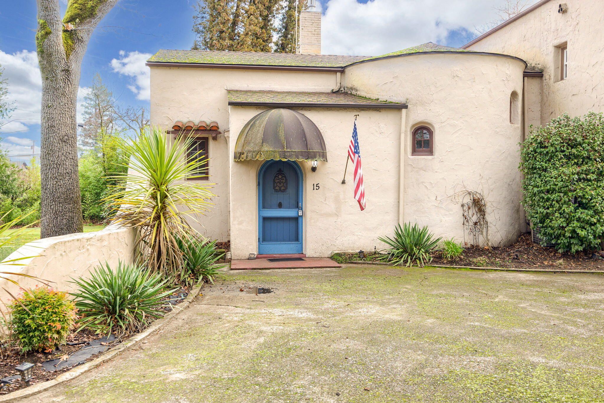 15 Renault Ave, Medford, OR 97501 | MLS# 220194519 | Trulia