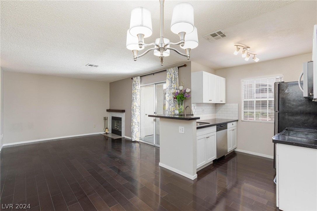 3150 Soft Breezes Dr #1221, Las Vegas, NV 89128 - See Est. Value ...