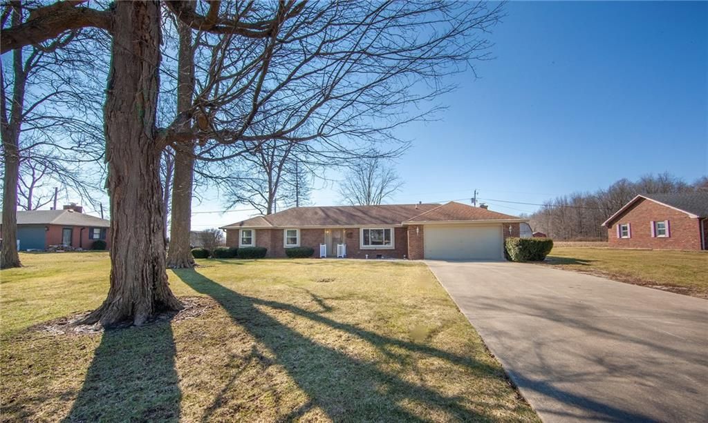 2701 Meadow Way, Anderson, IN 46012 - See Est. Value, Schools & More