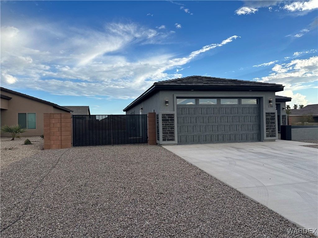 1706 E Feather Bush Way, Fort Mohave, AZ 86426 - See Est. Value ...