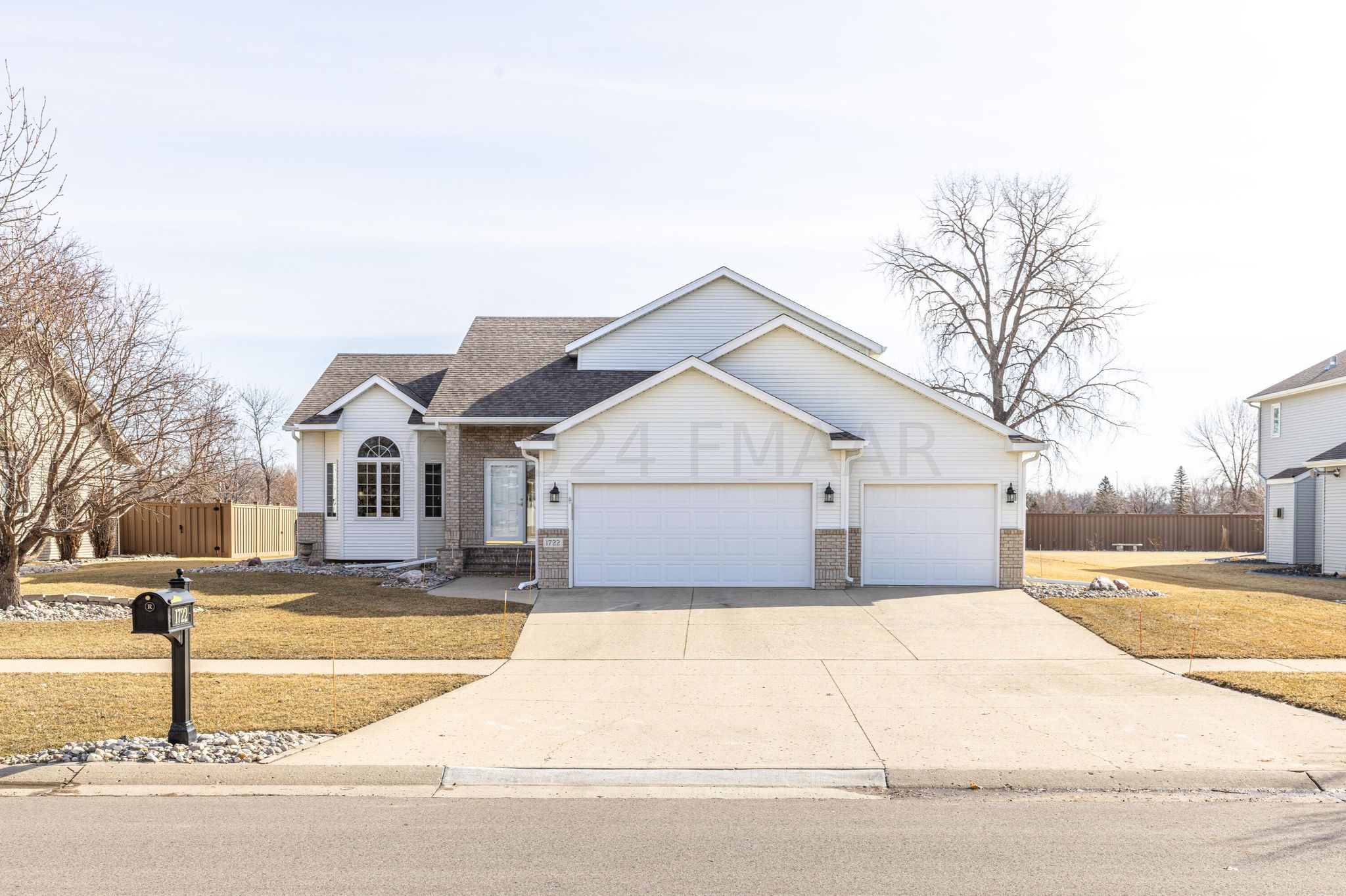 1722 E Rose Creek Pkwy S, Fargo, ND 58104 - See Est. Value, Schools & More