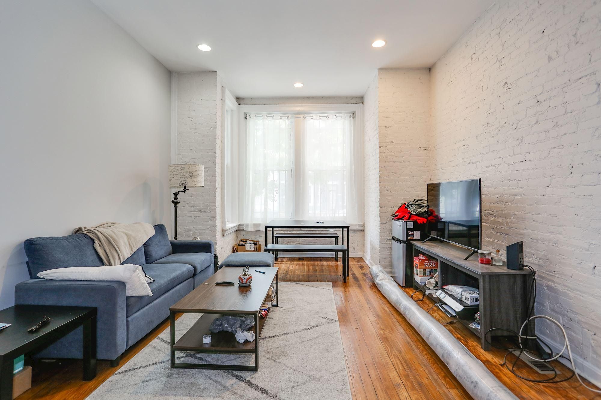 1810 9th St NW #1A, Washington, DC 20001 - See Est. Value, Schools & More