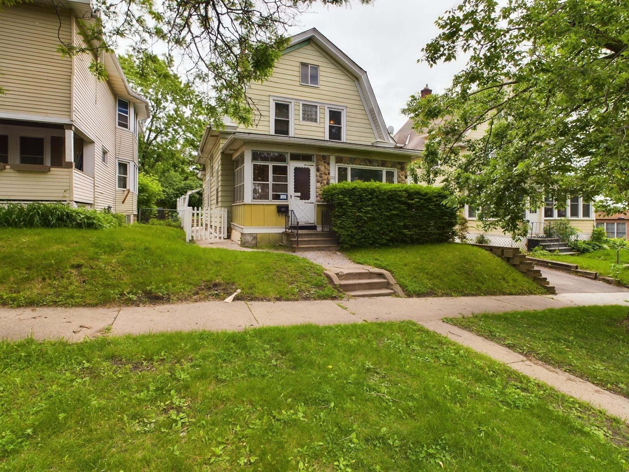 722 Wilson Ave, Saint Paul, MN 55106 - See Est. Value, Schools & More