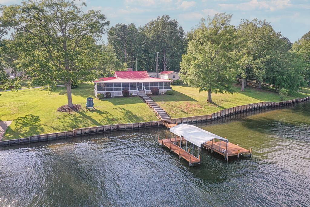 1 Henson Dr, Cross Hill, SC 29332 - See Est. Value, Schools & More