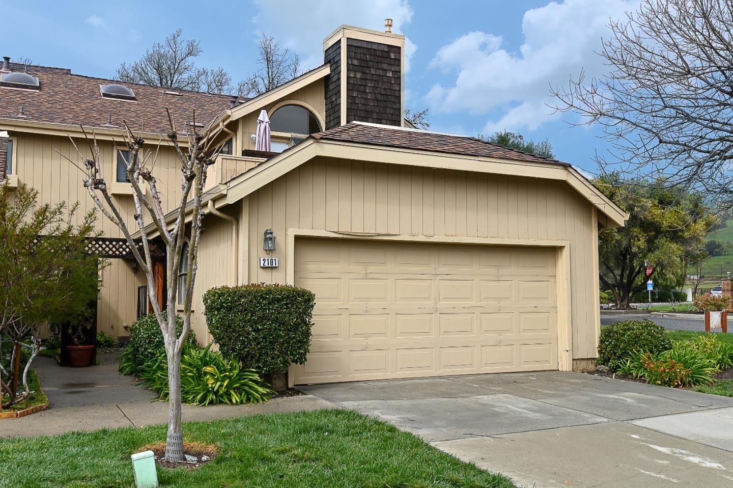2101 Darnis Cir, Morgan Hill, CA 95037 - See Est. Value, Schools & More