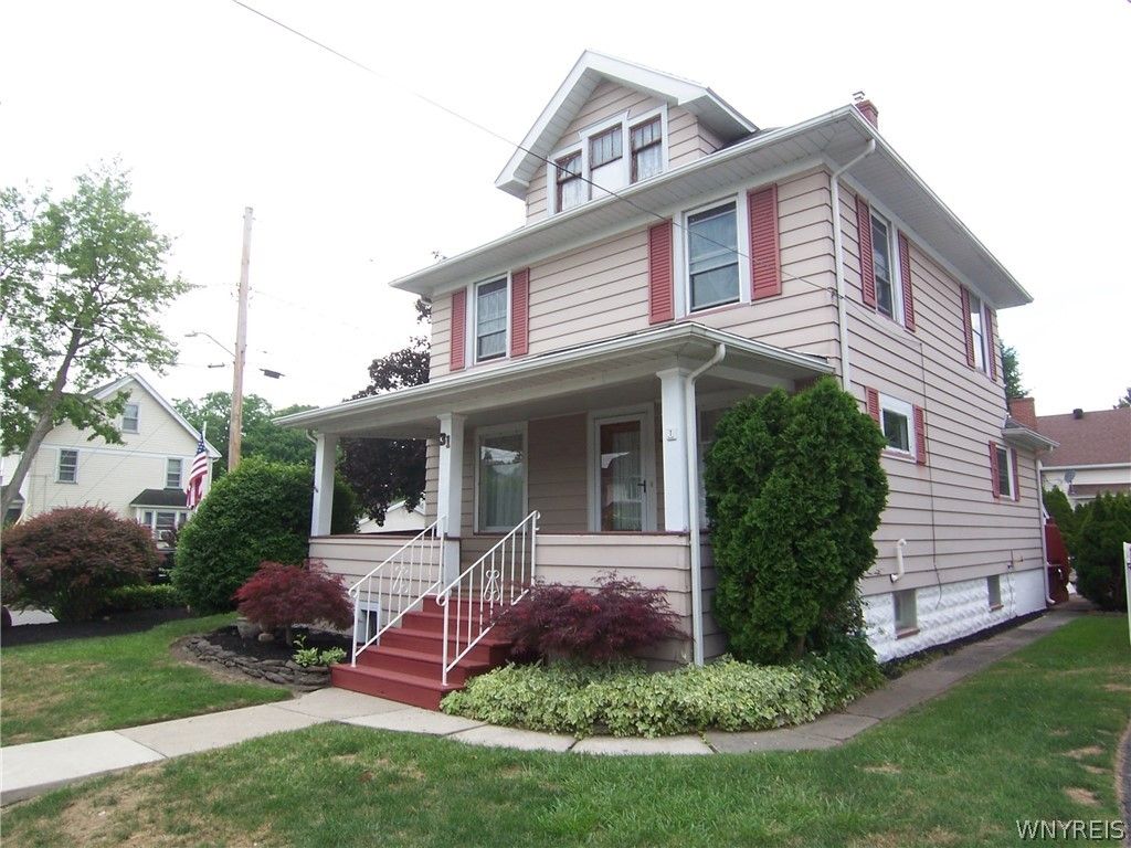 31 Union St, Batavia, NY 14020 - See Est. Value, Schools & More