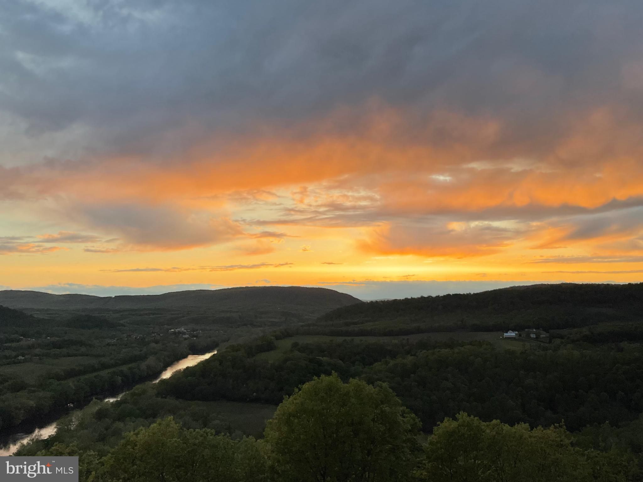 139 Hammond St, Great Cacapon, WV 25422 - See Est. Value, Schools & More