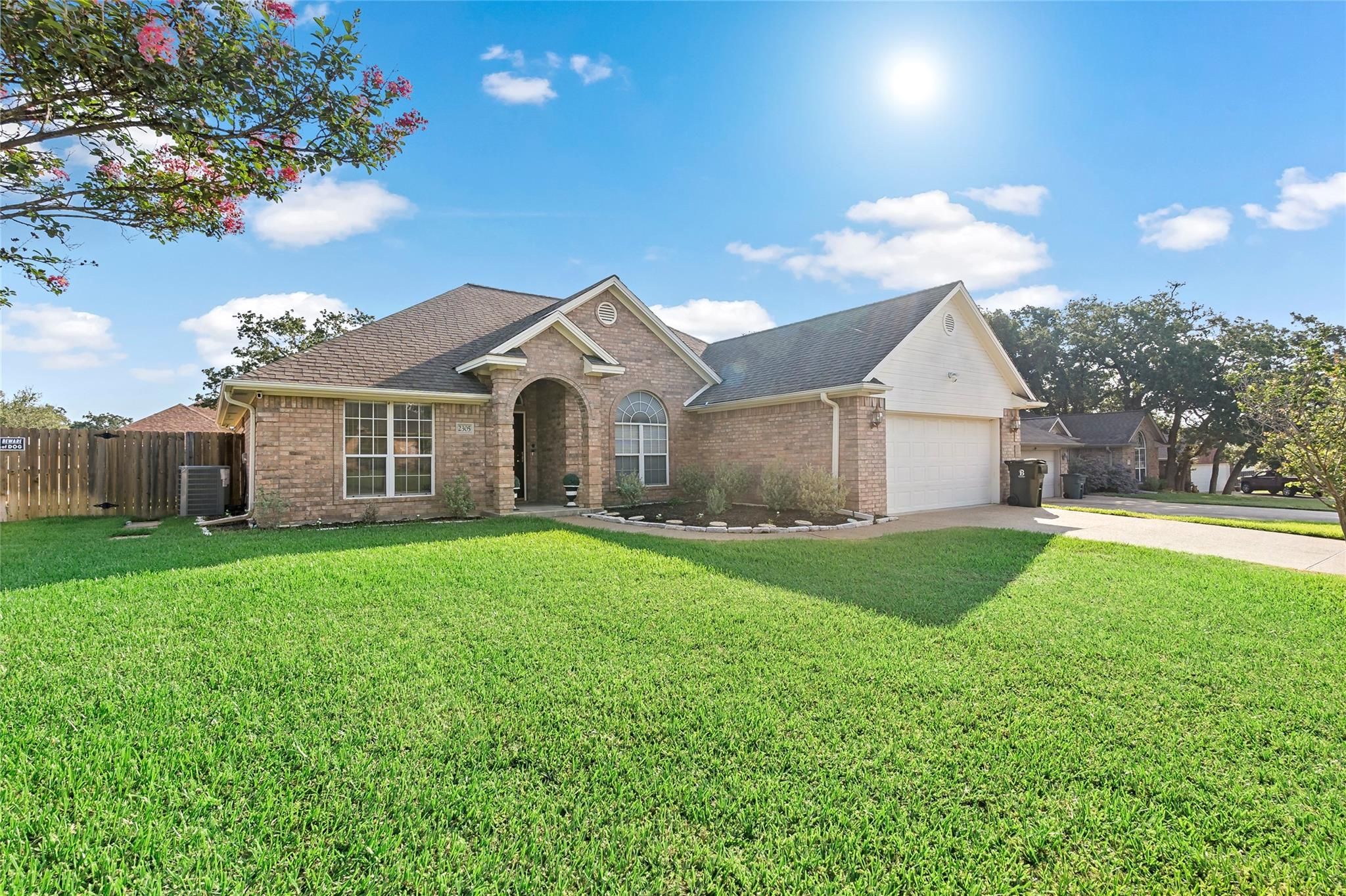 2305 Kuykendall Cir, Bryan, TX 77808 | MLS# 65583355 | Trulia